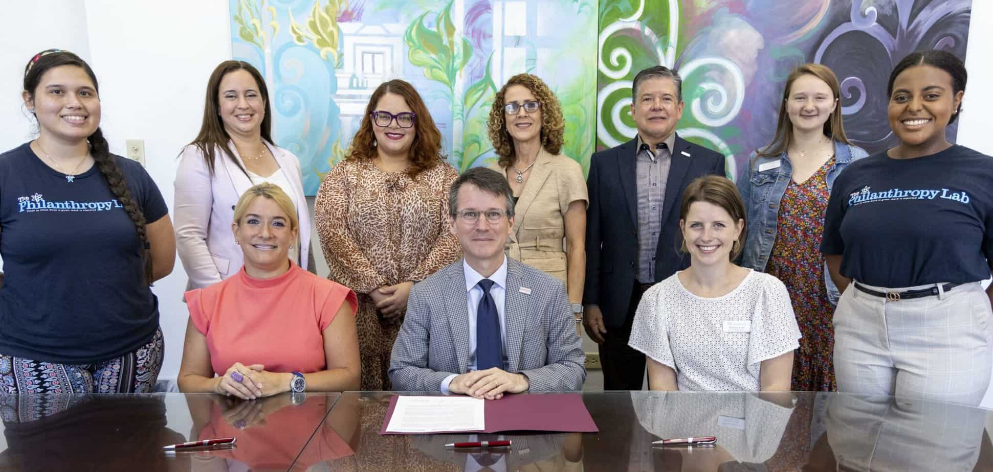 Sagrado ofrece curso de filantropía en alianza con The Philantrophy Lab ...